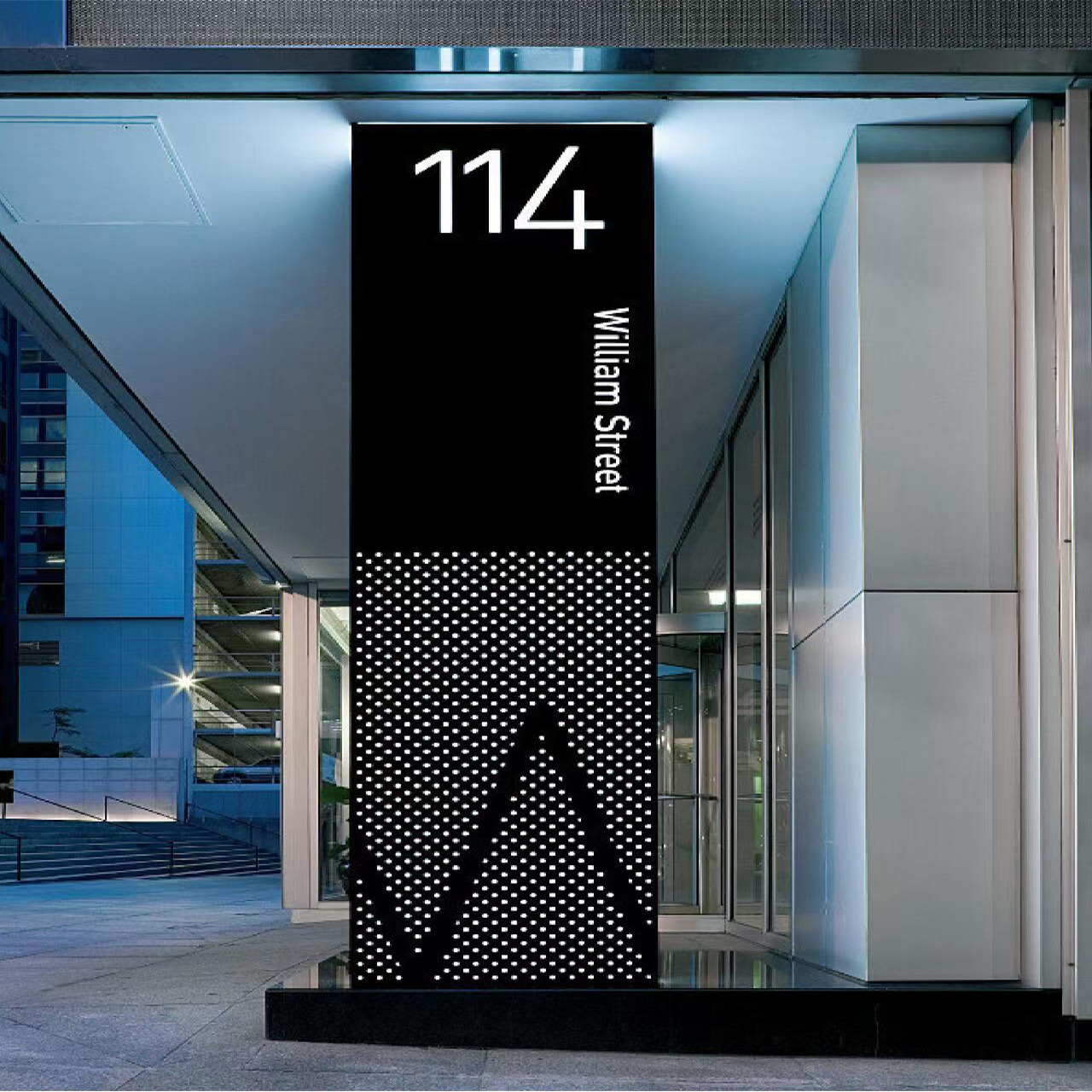 Pylon Sign for Shopping Center - Puci Metal